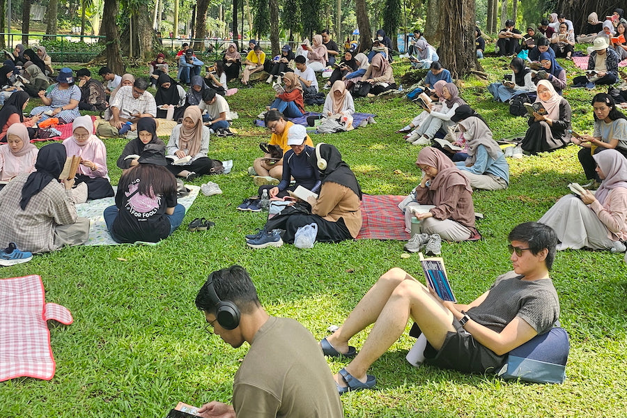 Spotlight: Baca Bareng Silent Book Club Jakarta