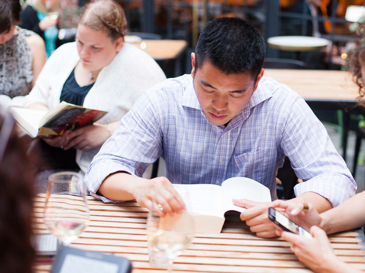 How to Organize and Host a Book Club– Silent Book Club